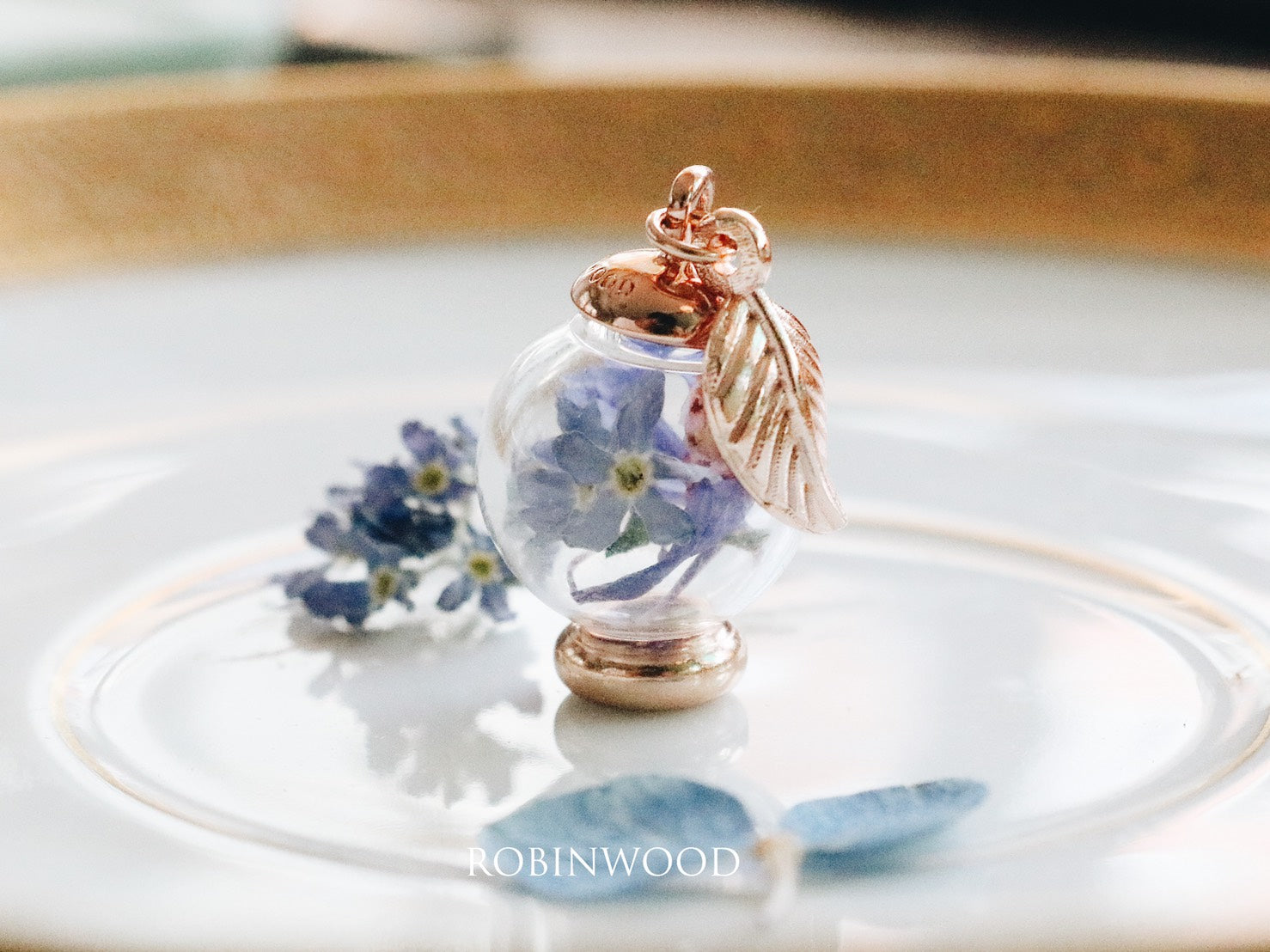 " Friday Lucky Color ", Blue For Get Me Not Design, Robinwood – ROBINWOOD